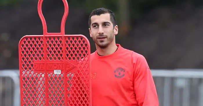 Man United 'gazumped' Arsenal for Mkhitaryan - report - Football365