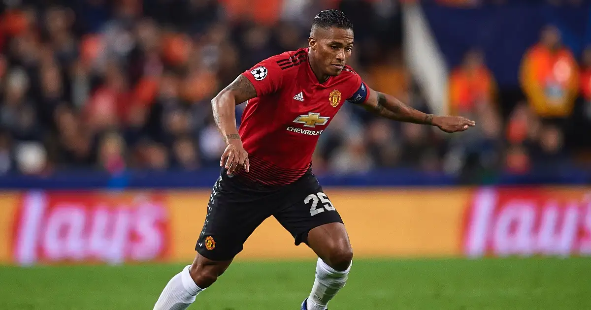 Former Man Utd star Valencia announces retirement aged 35