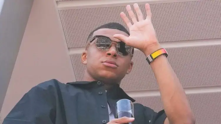 Mbappe bodyguard clashes with F1 icon at Monaco GP with Real Madrid ...