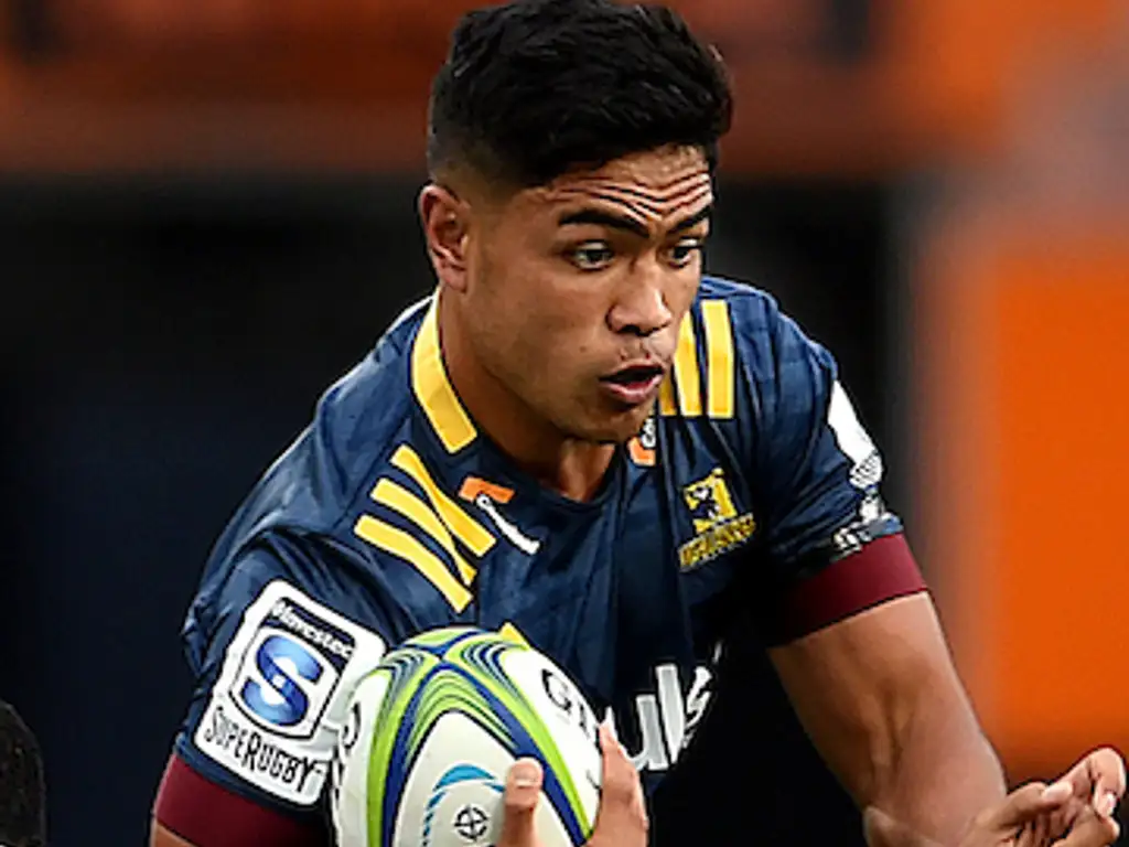 Impressive Highlanders put Hurricanes to the sword | PlanetRugby ...