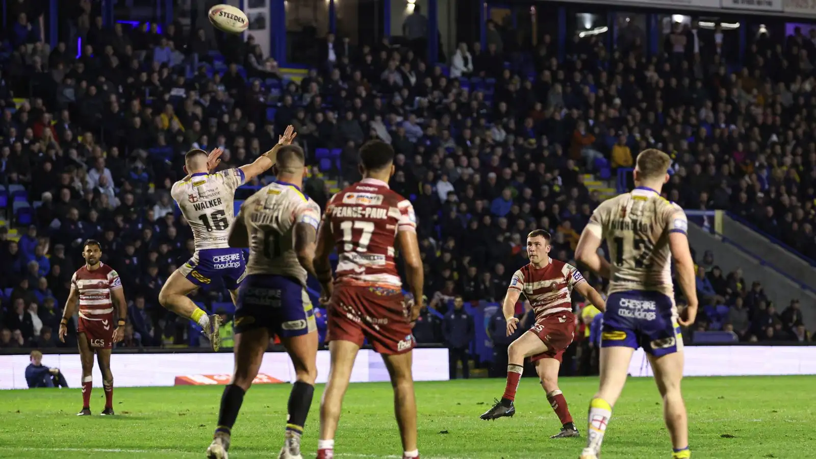 The Morning After: More record crowds, video referee & Harry Smith for ...