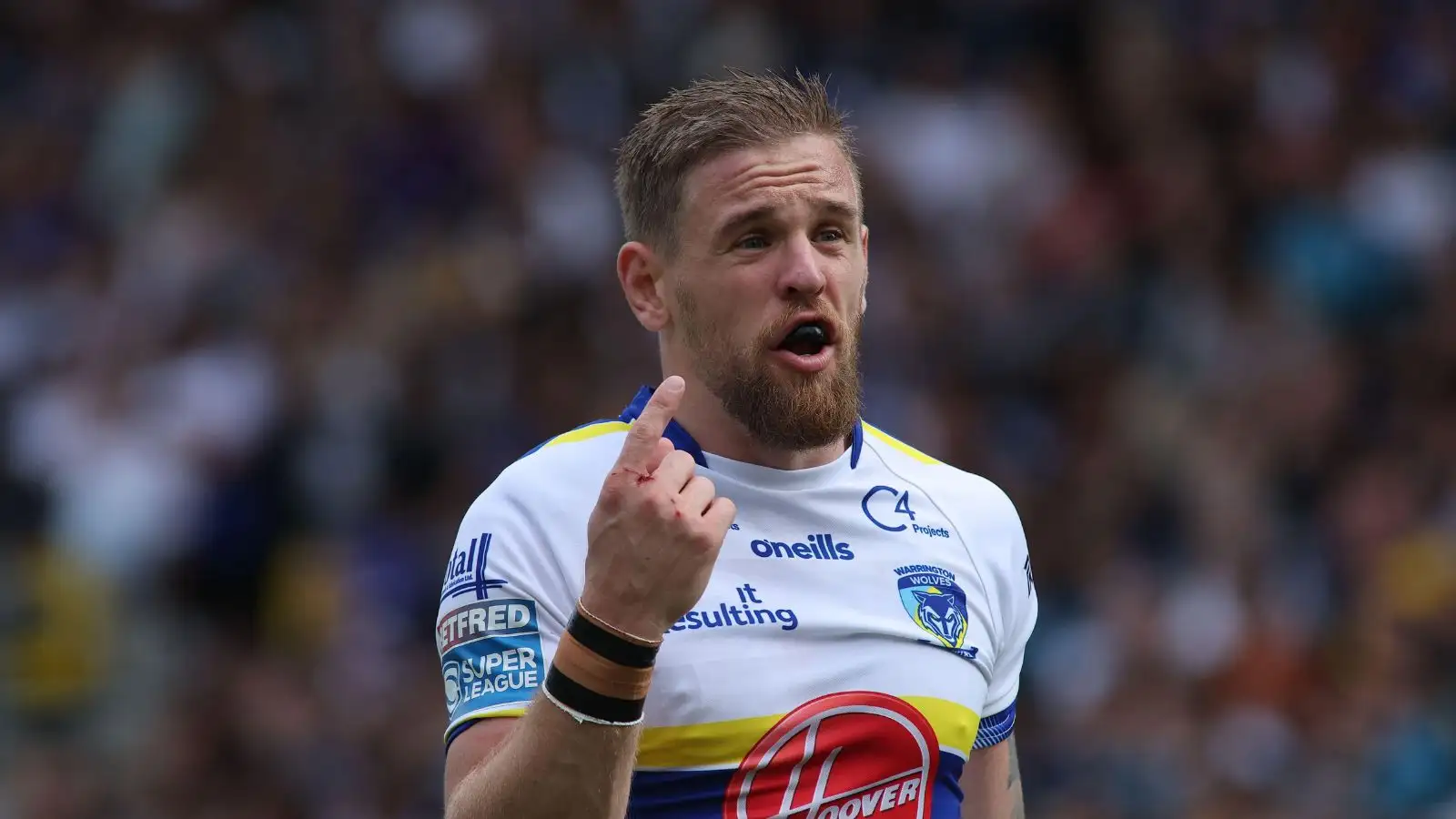 ‘Outstanding’ Matt Dufty praised as Gary Chambers defends missed chance ...