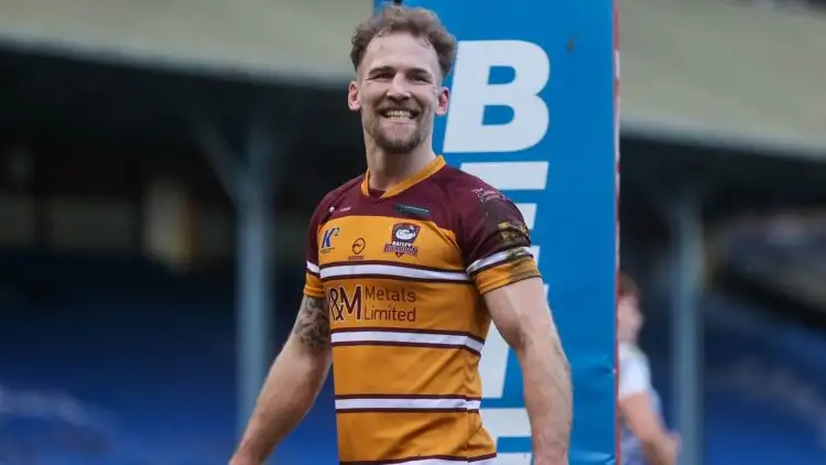 RFL Championship: London Broncos win, Batley Bulldogs history..