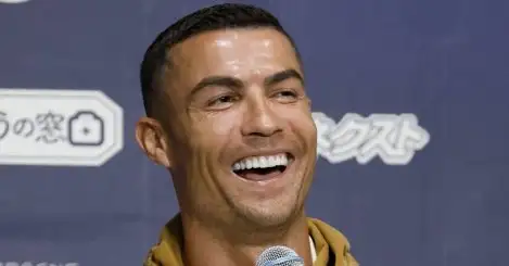 Cristiano Ronaldo informs Al-Nassr of major next move ahead of Man Utd ...