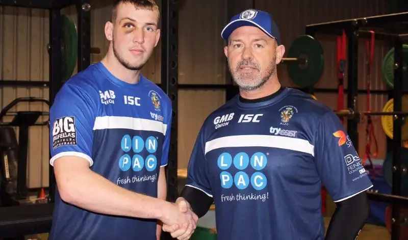 Fev pick up Hardcastle | Love Rugby League