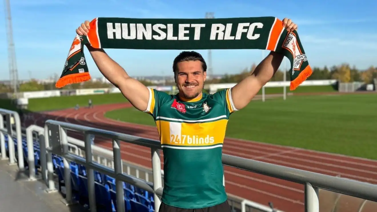 RFL championship club sign australian ace, son of ex-London Broncos star