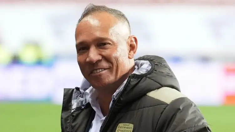 Leigh Leopards boss makes bold Wigan Warriors-St Helens derby comparison