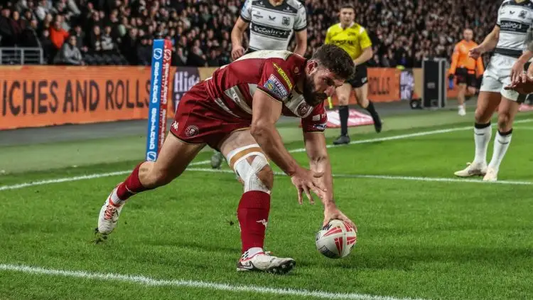 Ellery Hanley: The greatest player in British rugby league history ...